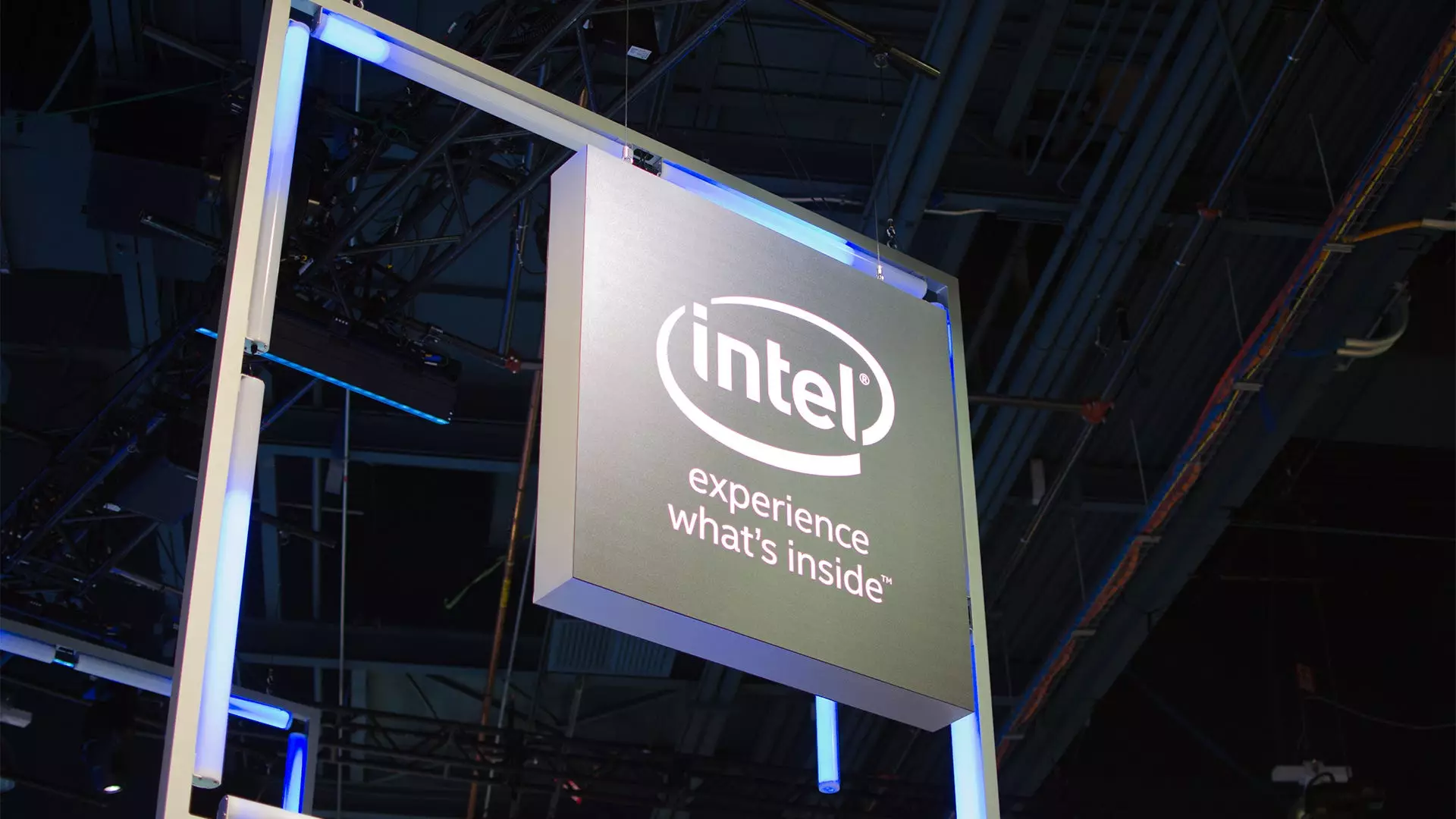 Intel ntishobora guhitamo niba ibirahuri byubwenge bikonje, ariko turashobora gufasha