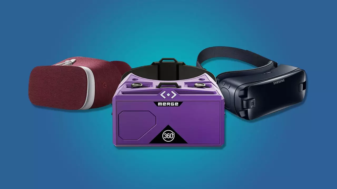 Qhov zoo tshaj plaws Smartphone VR Headsets