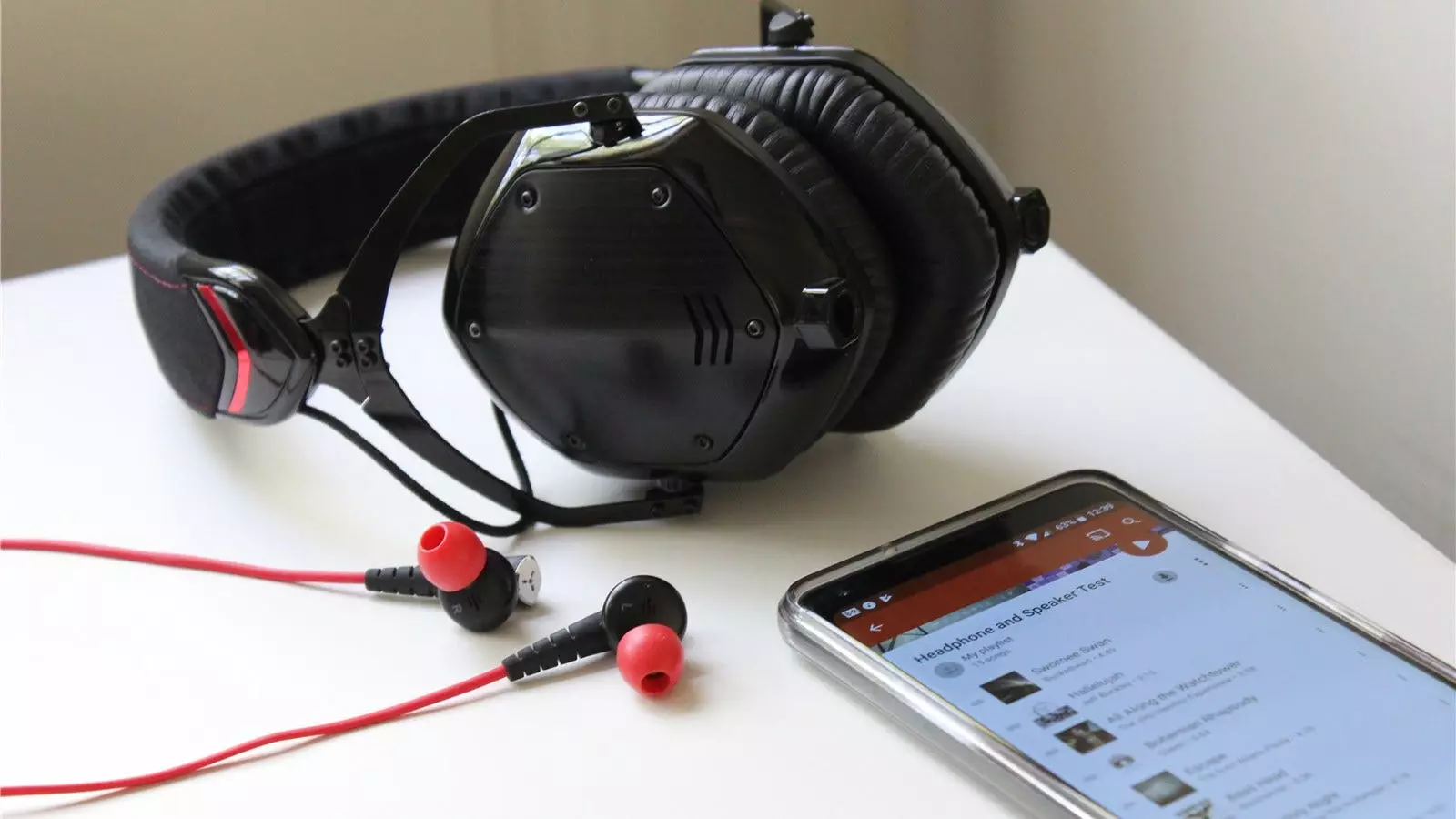 Користете ја оваа плејлиста за да ги тестирате вашите нови слушалки