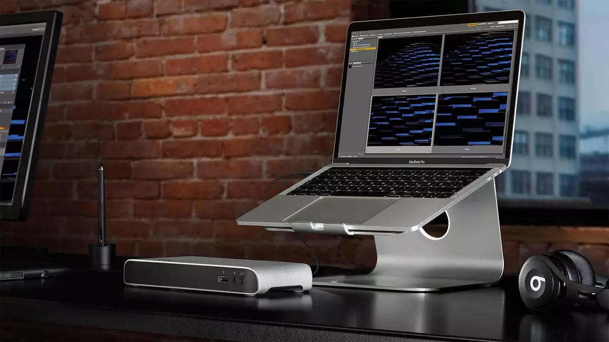 MacBook Pro ئۈچۈن ئەڭ ياخشى USB-C Dock 10125_1