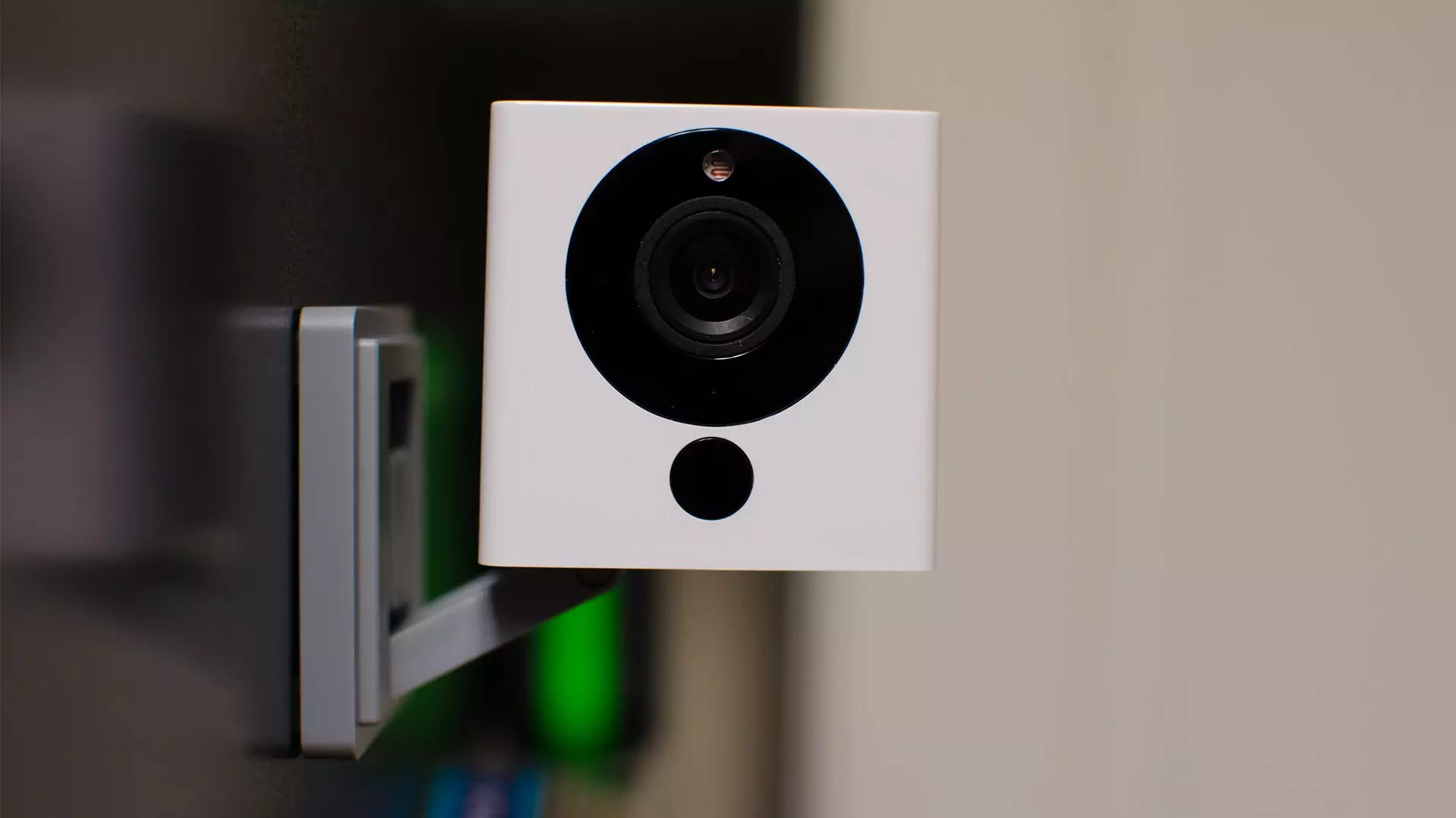 Обзор камеры Wyze: самая дешевая система домашней безопасности, которую вы когда-либо найдете 10297_2