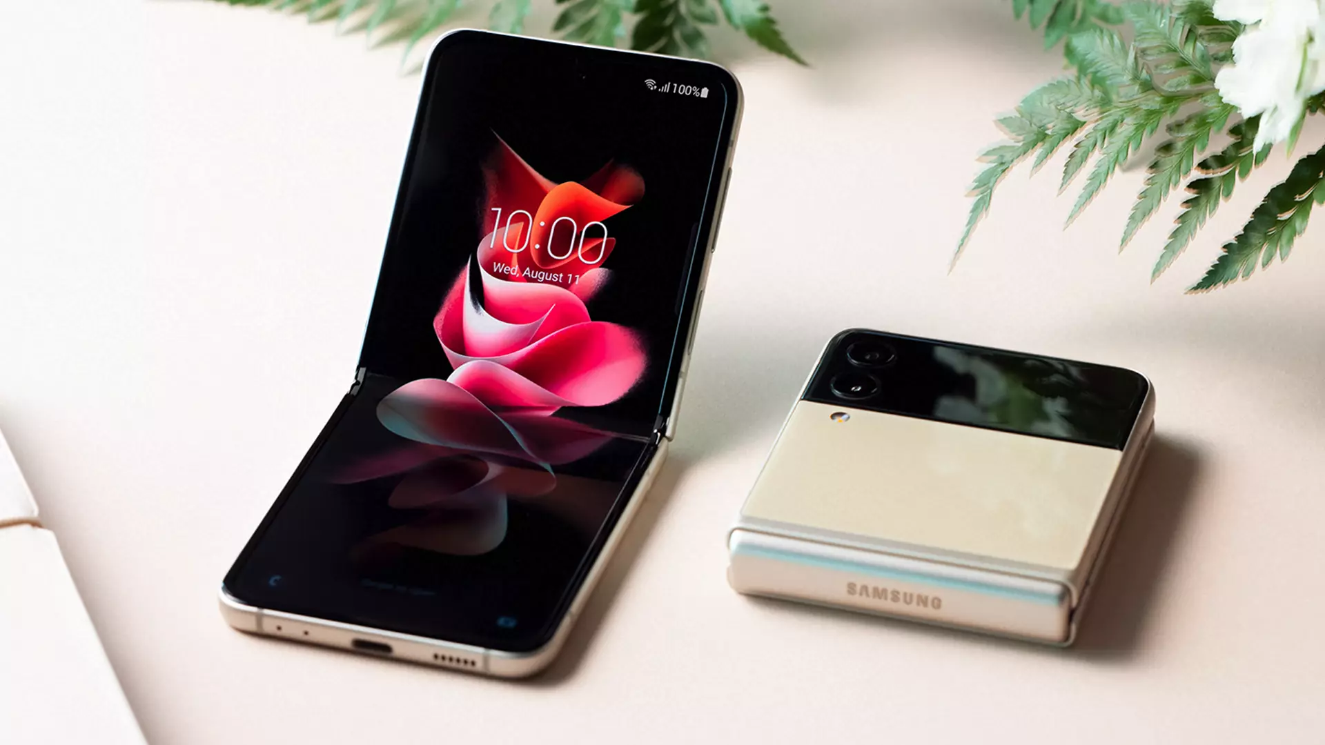 Samsung's Galaxy Z Flip 3 Shine Mafi araha Duk da haka