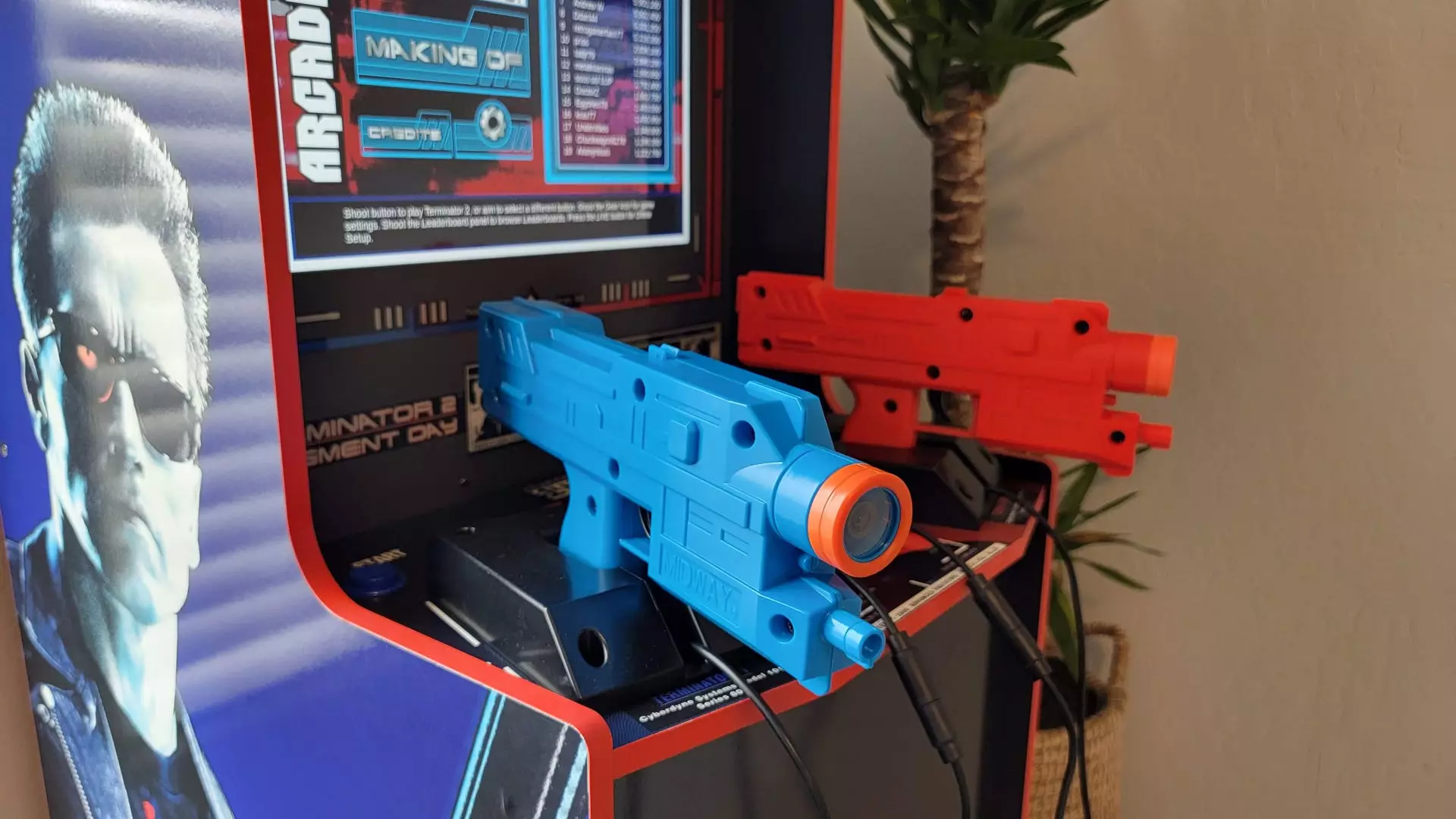 Terminator 2 arcade cabinet guns