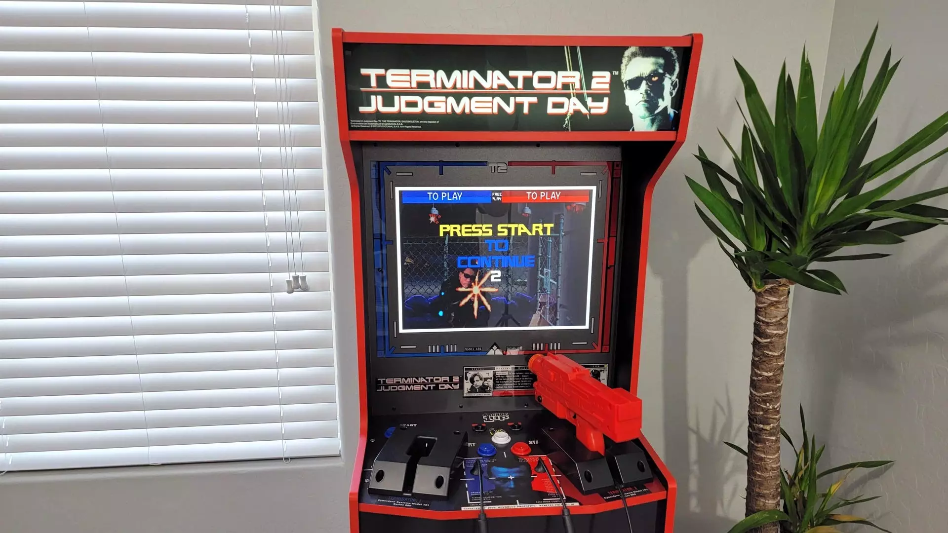 Véget ért a Terminator 2 arcade játék