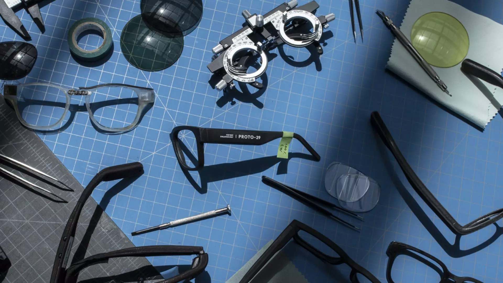 گوگل آزمایش عمومی عینک های AR نسل بعدی خود را آغاز می کند