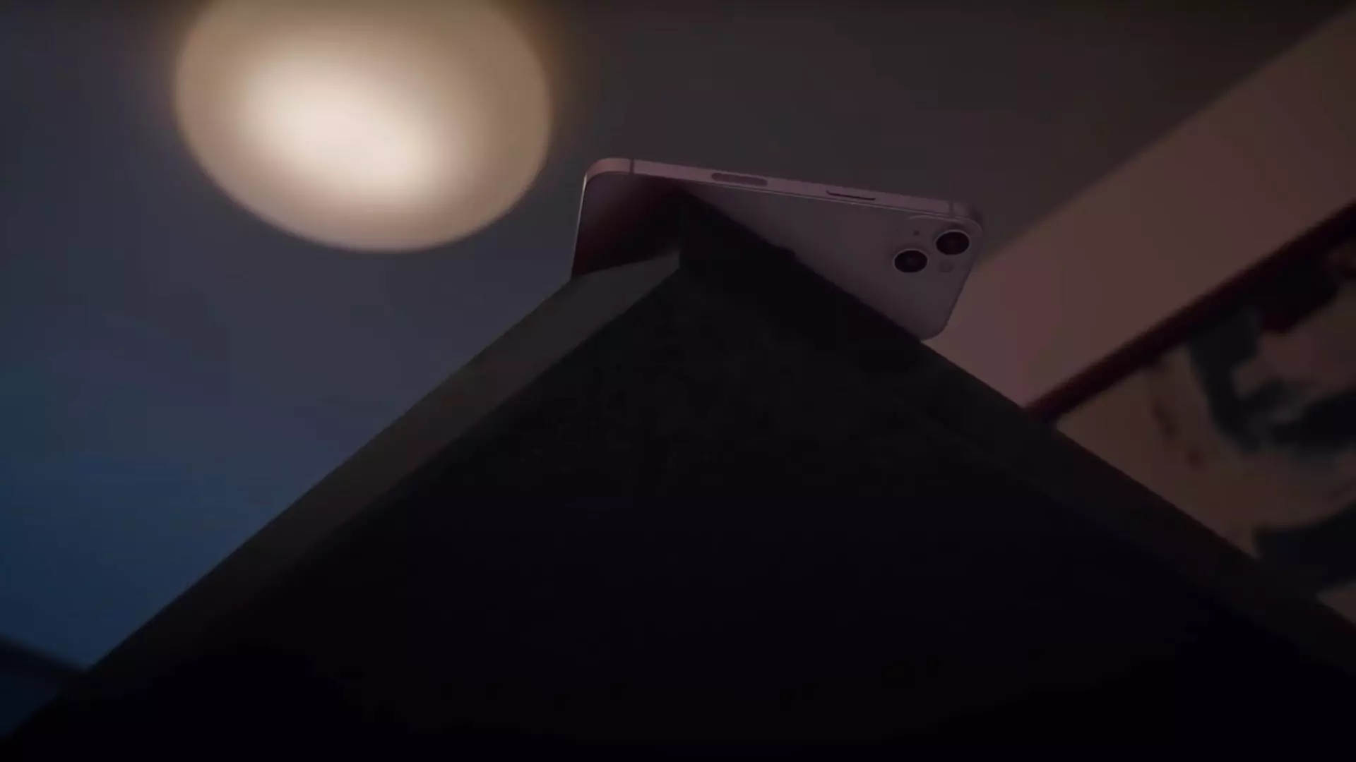 Videoja e re e Apple sugjeron që nuk keni nevojë për një këllëf iPhone