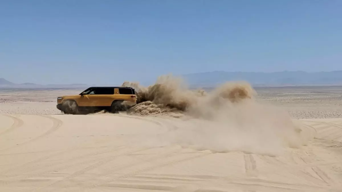 Ривиан Р1С вожња са режимом песка