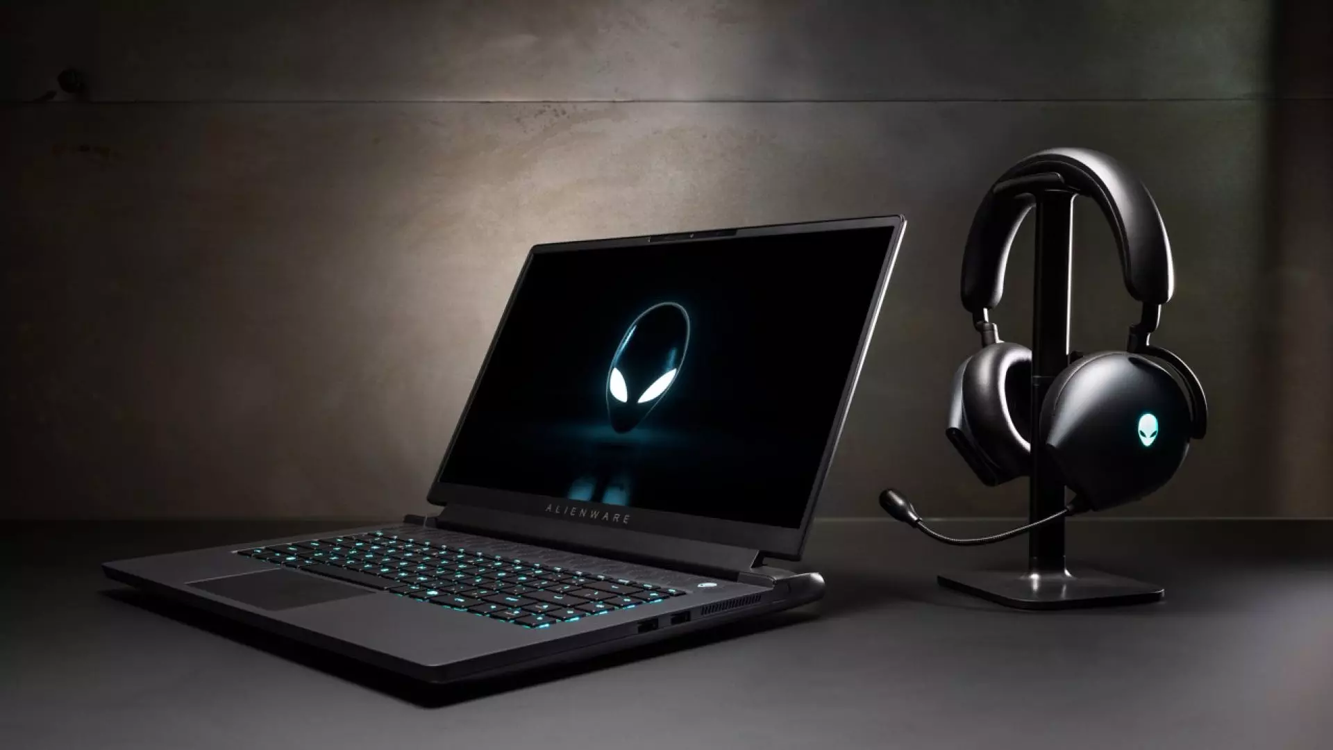 Dell Debuts Ridiculous 480Hz Alienware Gaming Laptops