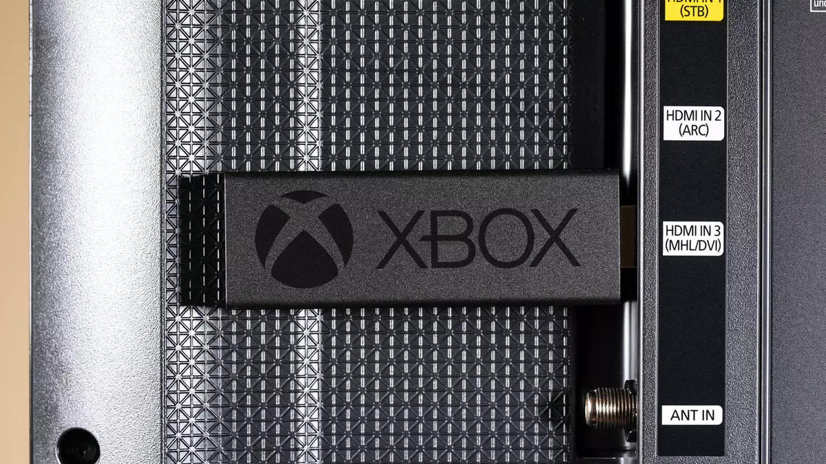 Uma maquete do stick de streaming do Xbox.