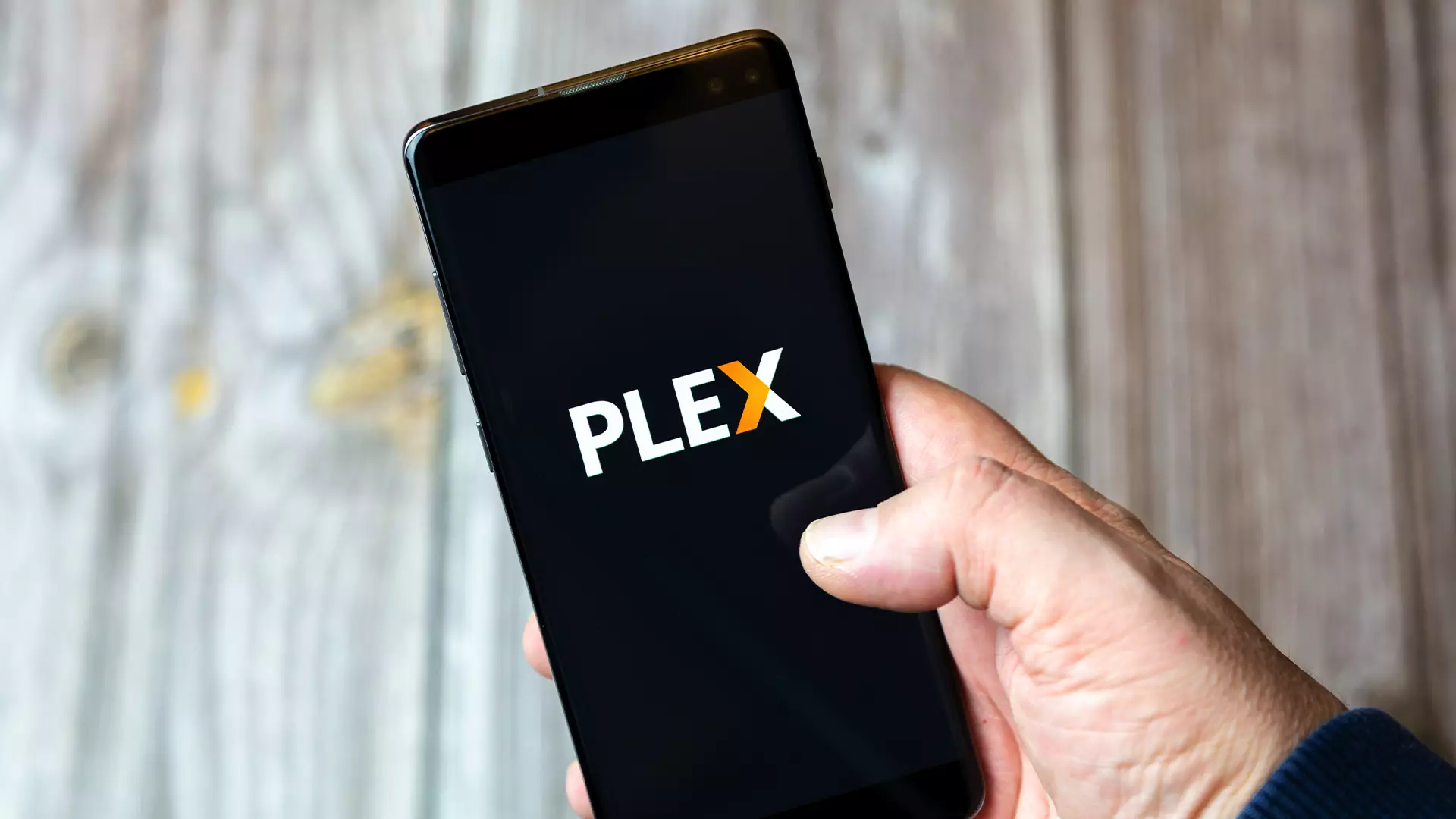 Plex läuft auf einem Smartphone.