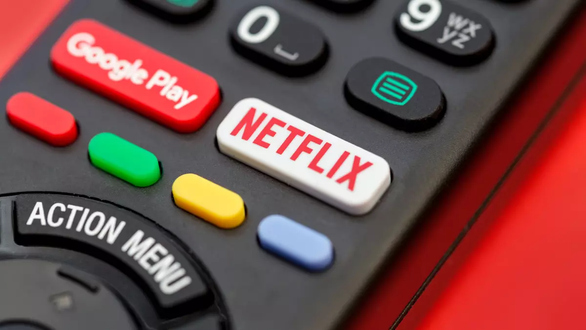 Butang Netflix pada alat kawalan jauh televisyen