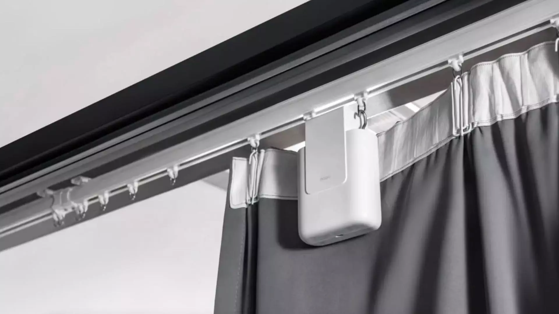 O controlador de cortina Aqara E1 automatiza as túas cortinas existentes