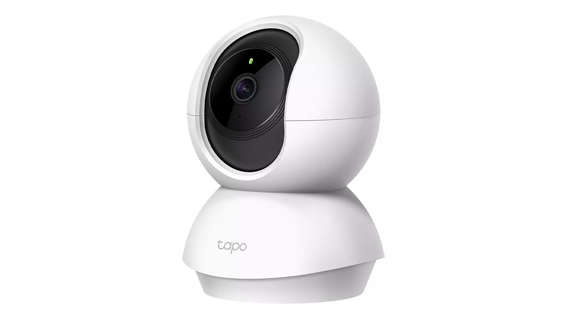 Ang TP-Link Tapo C210 indoor camera.