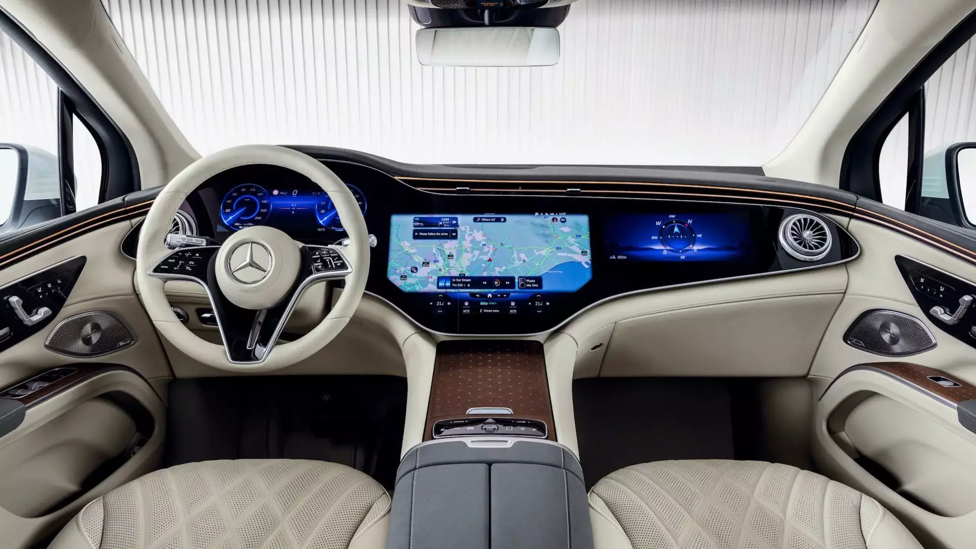 Interior SUV Mercedes-Benz EQS