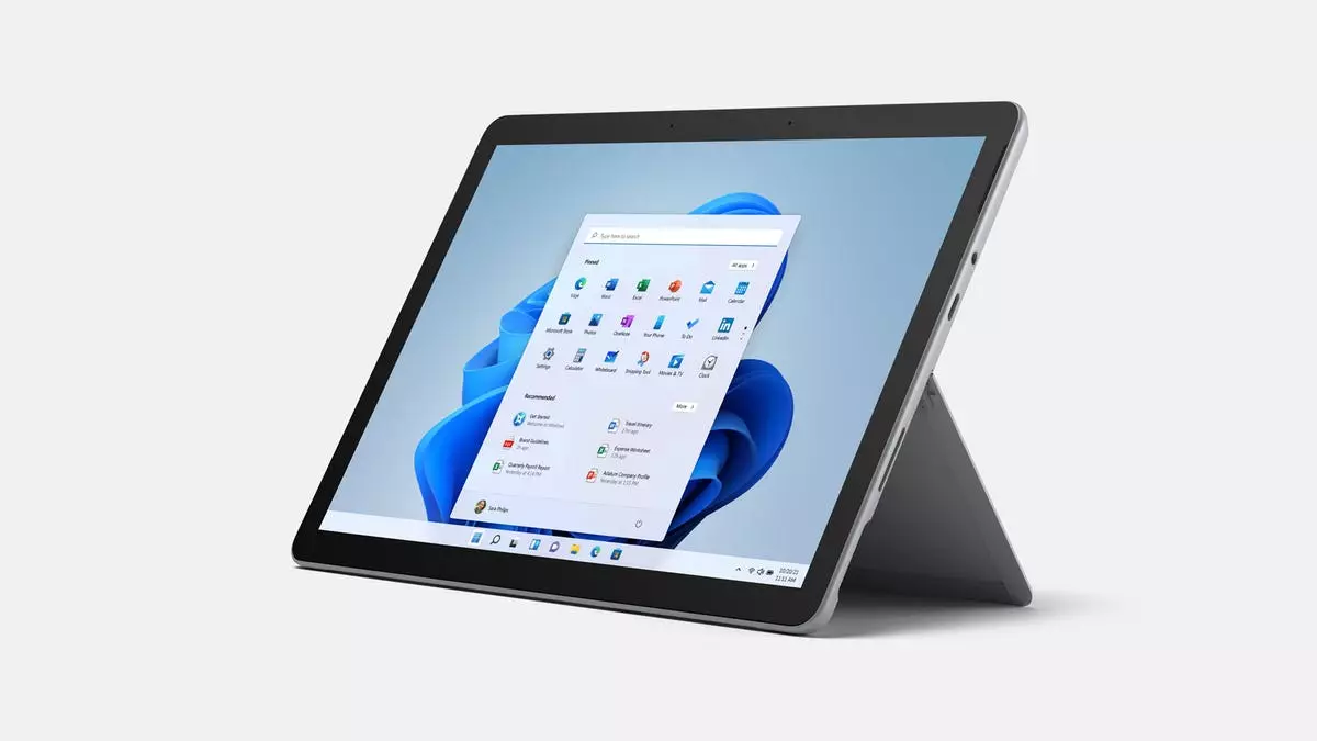 Surface Pro 8 ba tare da keyboard ba.