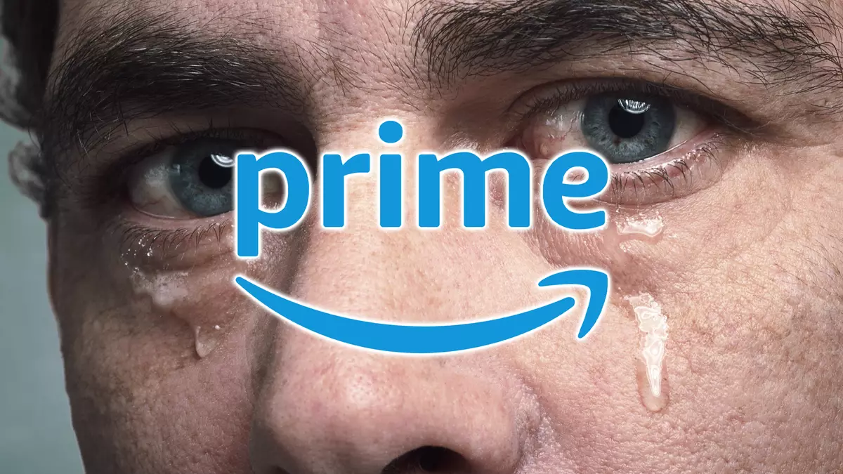 Мужчына плача з лагатыпам Amazon Prime.