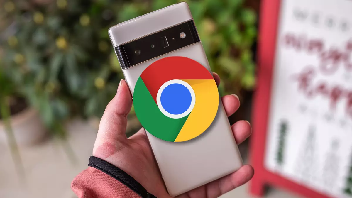 Pixel 6 עם הלוגו של Chrome.