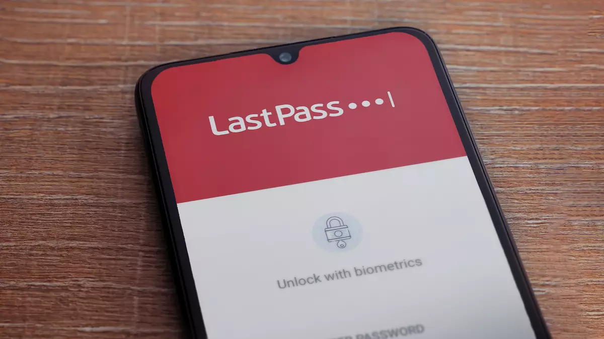 Een foto van LastPass op een smartphone.