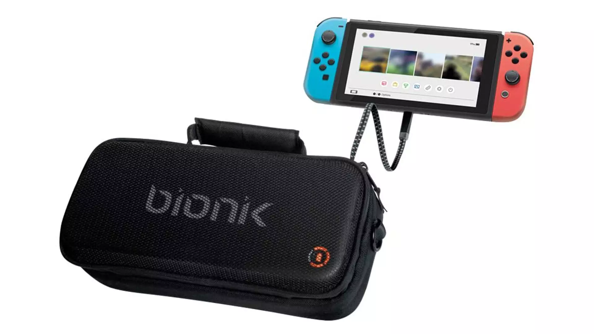 De Bionik Power Commuter Travel Bag mei in ynboude lader dy't in Nintendo Switch oanslút fia in kabel