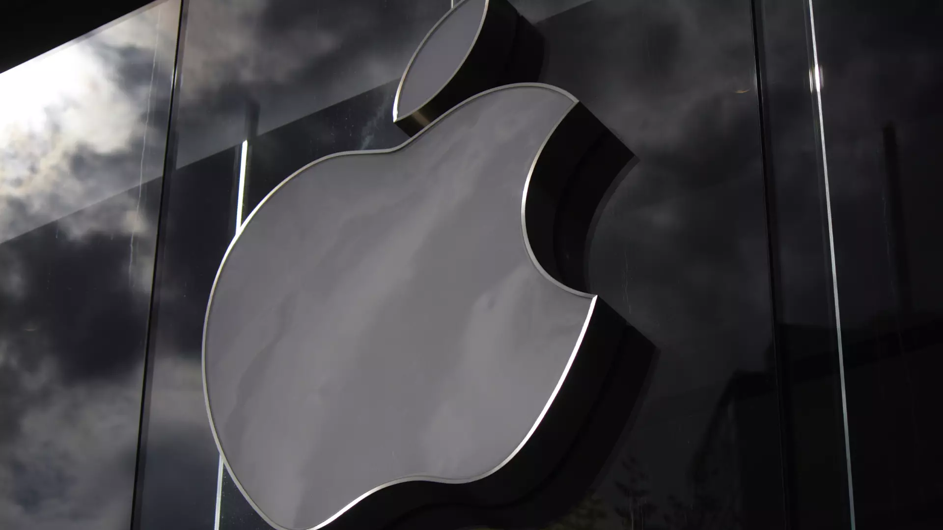 Apple 2022 च्या उत्तरार्धात आणि 2023 च्या सुरुवातीस अनेक महत्वाकांक्षी उत्पादनांची योजना आखत आहे