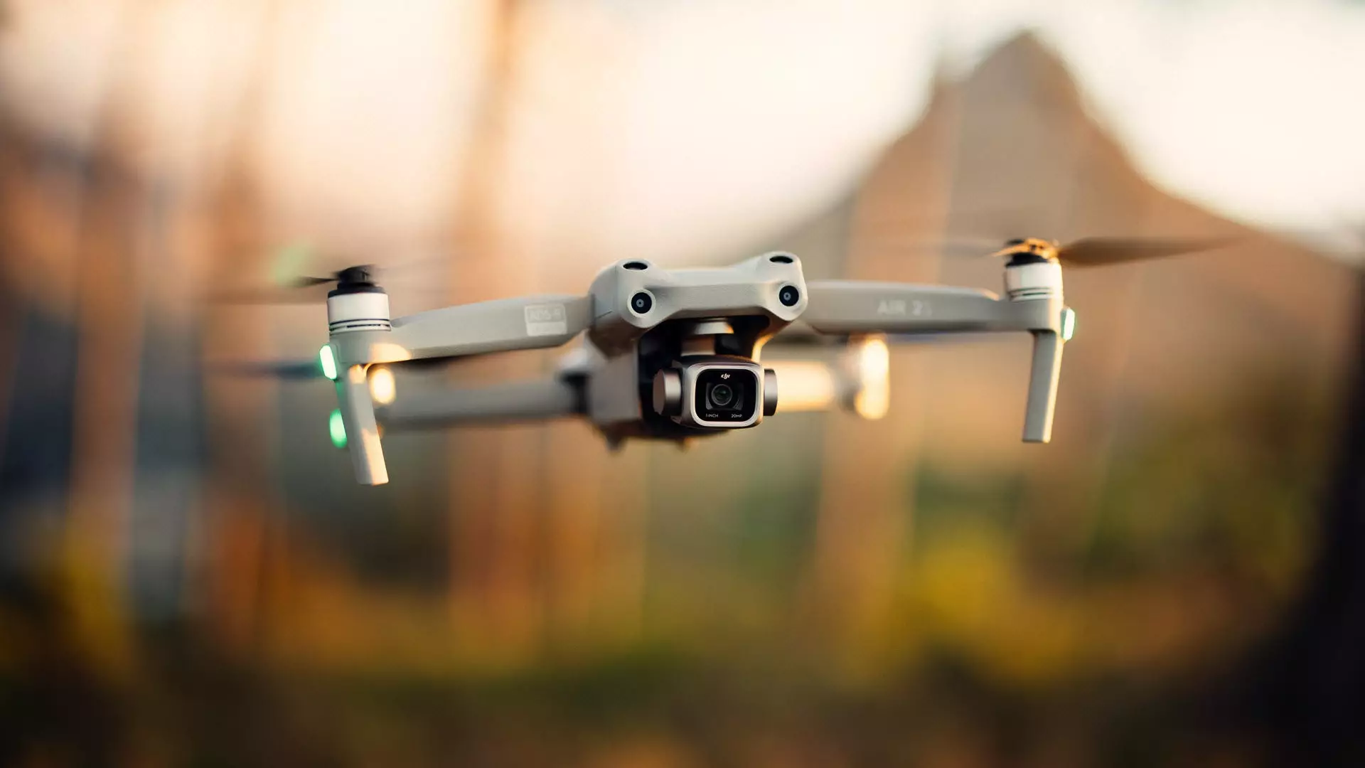 Hackere finder en mærkelig ny måde at kapre DJI-droner på