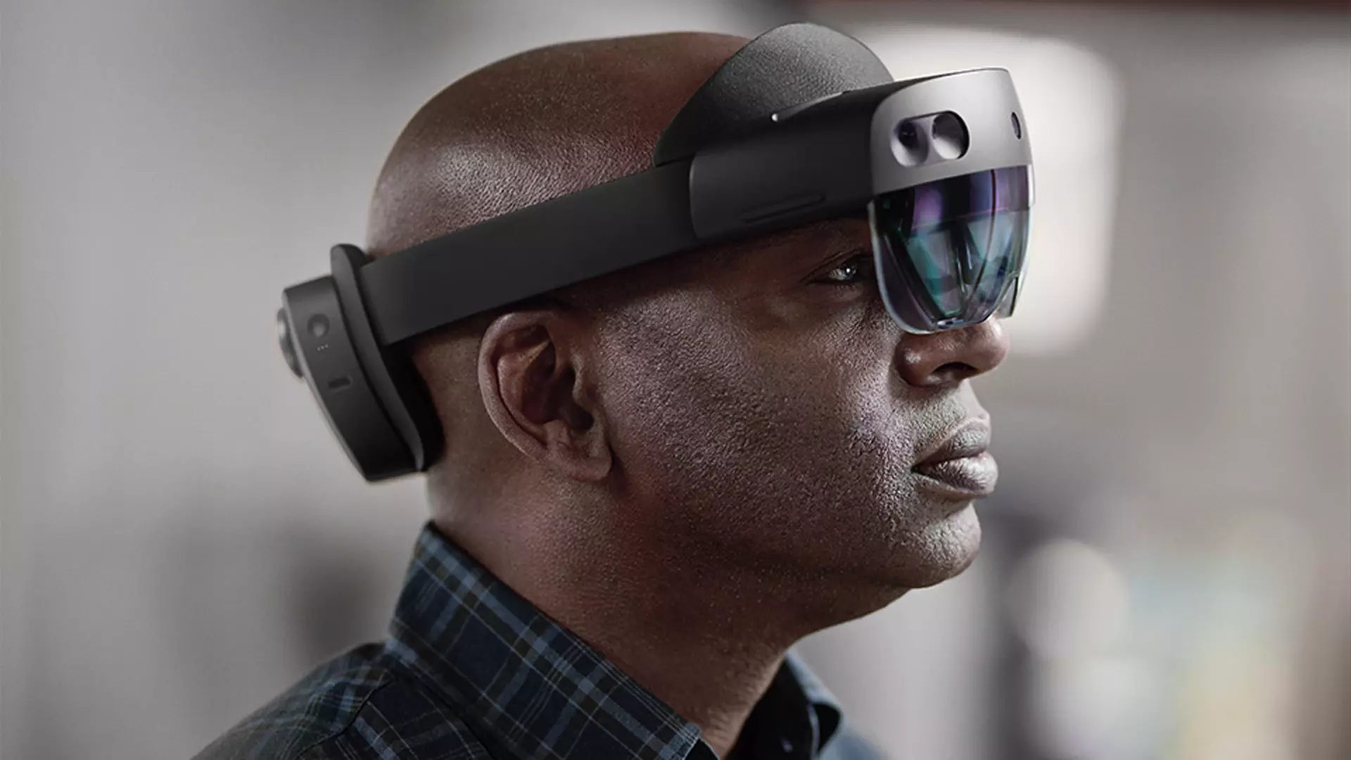 Microsoft kan sy HoloLens-headset laat vaar ondanks Metaverse Push