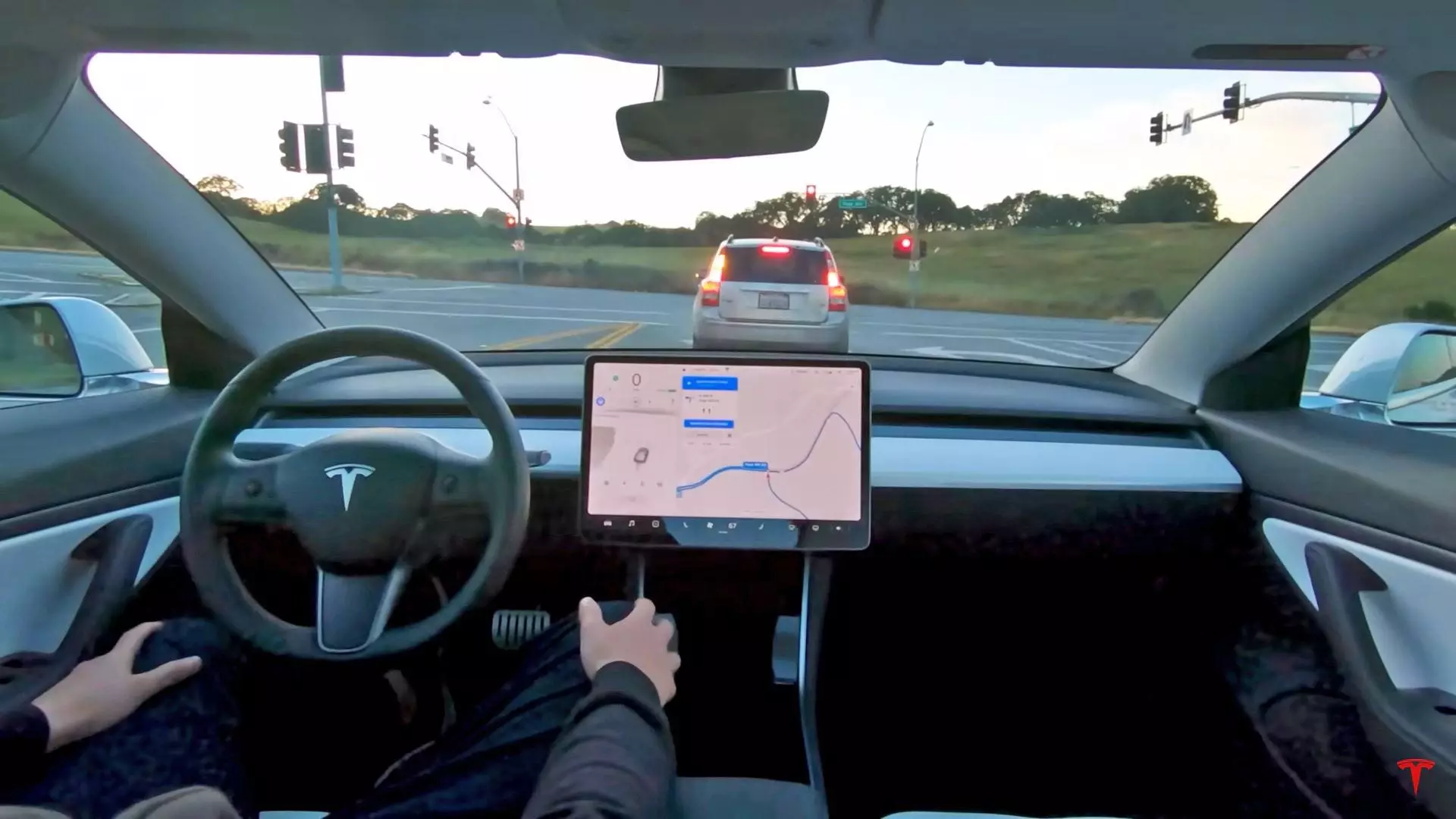 Displej Tesla Full Self Driving