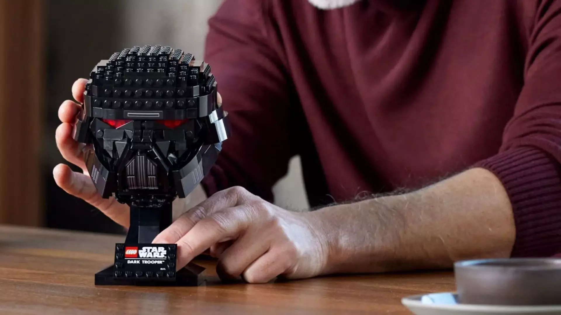 Hełm LEGO Star Wars Dark Trooper