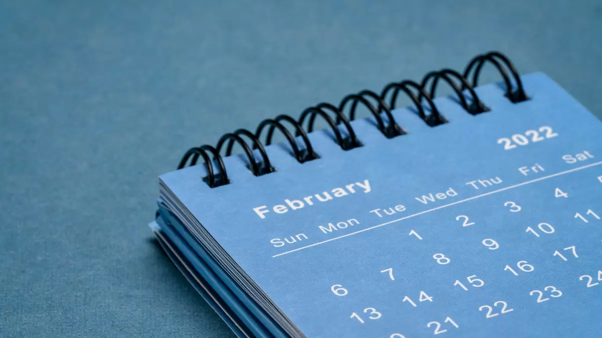 Kalendár zobrazujúci február