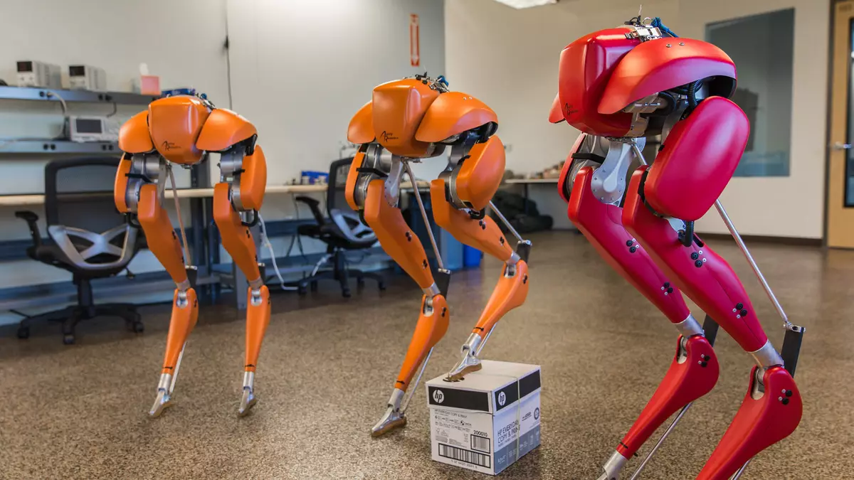 ચપળતા રોબોટિક્સનો કેસી બાયપેડલ રોબોટ.