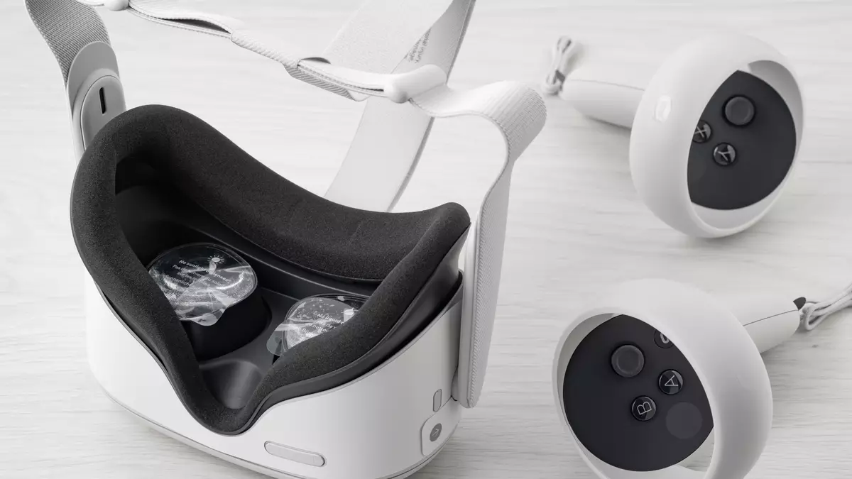Oculus Quest 2 virtualios realybės ausinės