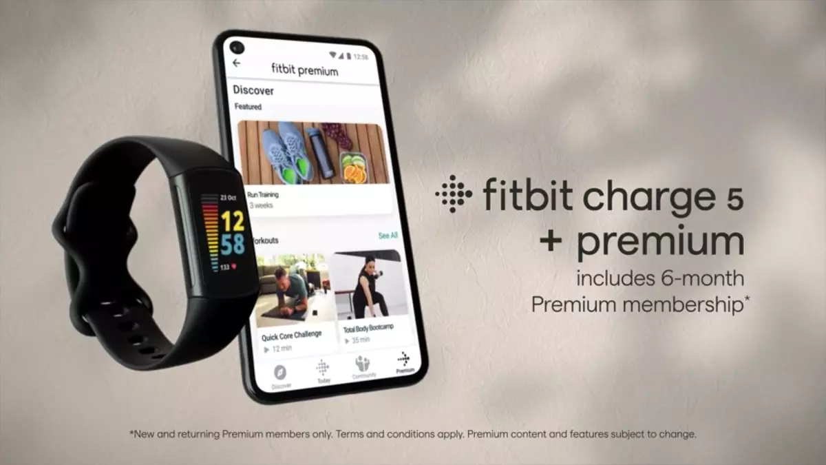 Сурати Fitbit Charge 5 плюс 6 моҳи Fitbit Premium.