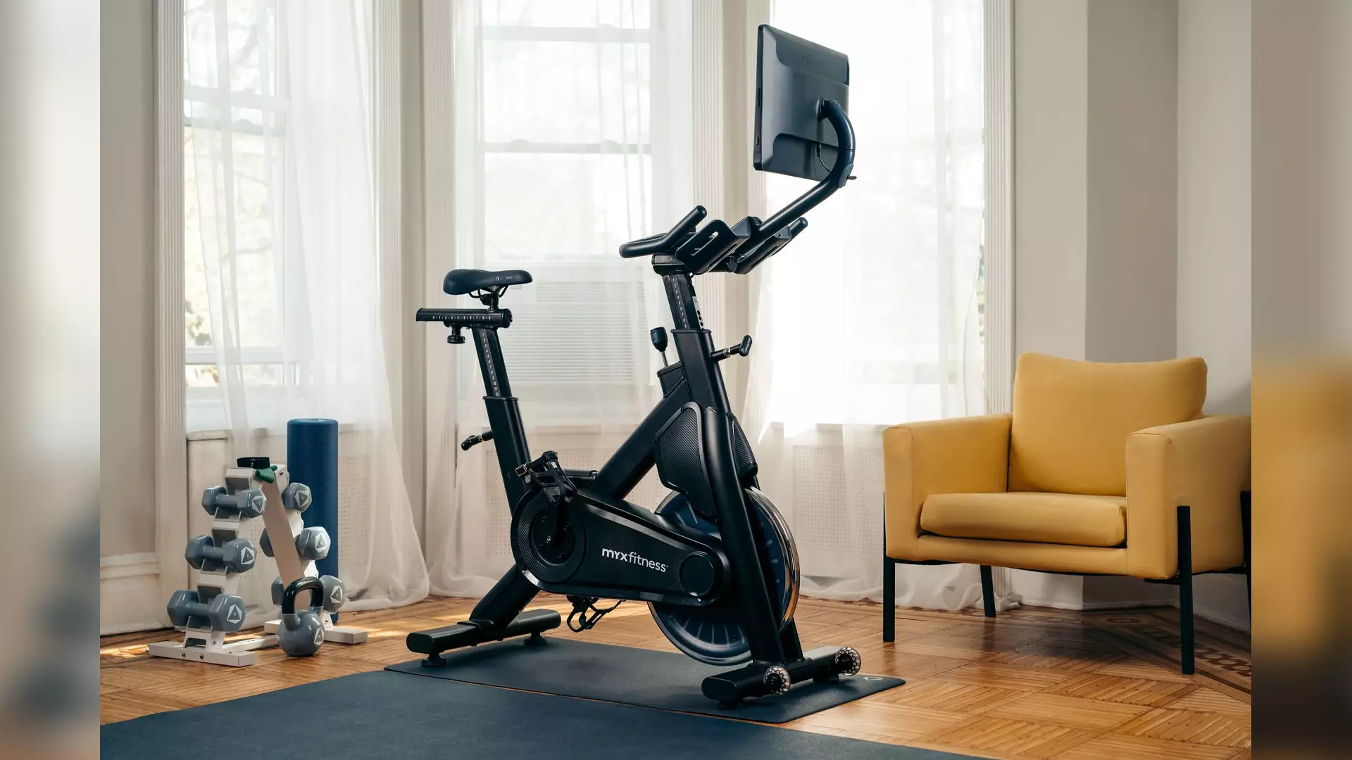 Нови повезани бицикл МИКС ИИ нуди интерактивне вежбе за мање од пелотона