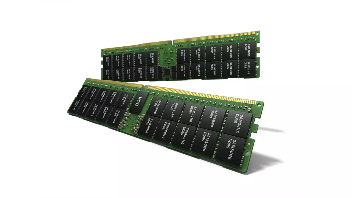 512GB DDR5 RAM modules a Samsung.