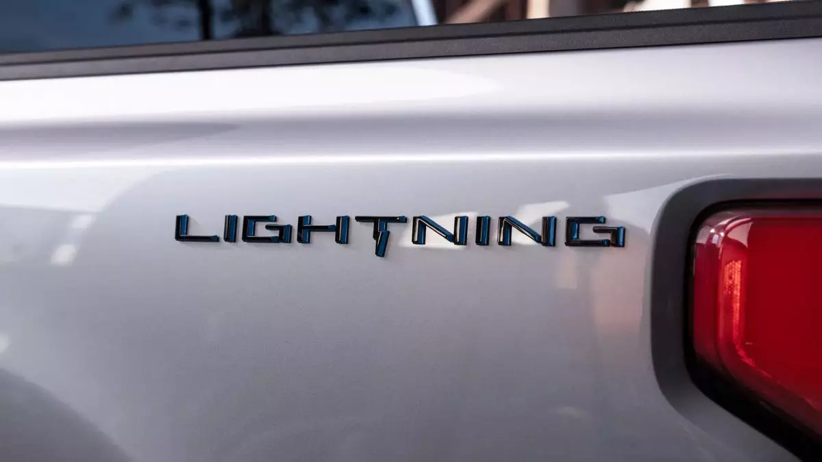 Kamion Ford Lightning Electric