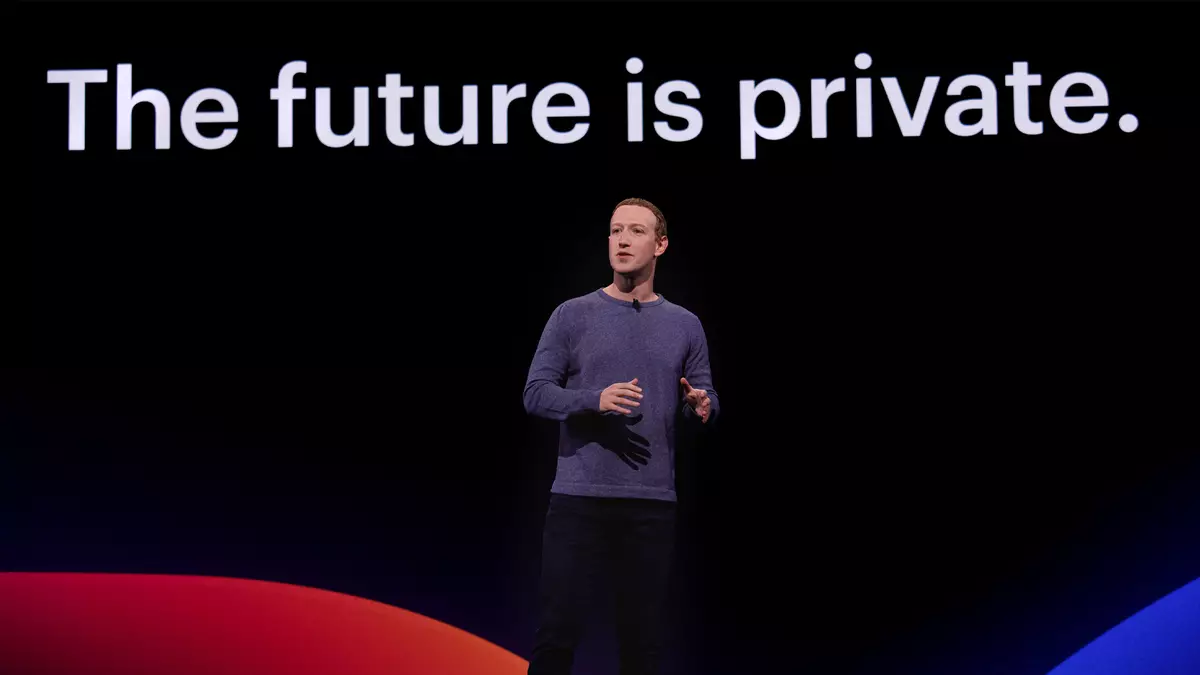 Mark Zuckerberg ยืนอยู่หน้าสไลด์โชว์ที่เขียนว่า