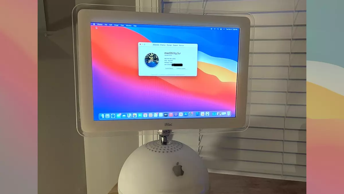 У каждого свое странное мнение о дизайне продукции Apple, но большинство согласится с тем, что iMac G4 2002 года нелеп, уникален и прекрасен. Вот почему это такая популярная платформа для моддинга — люди просто не могут отказаться от старой «iLamp». Но нам нужно подготовиться к новой волне модификаций iMac G4, потому что кто-то только что превратил их в мощную машину M1.