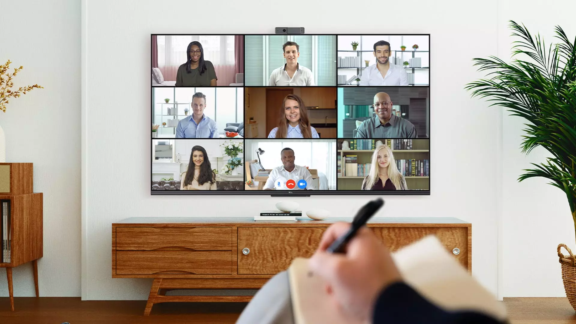 TCL jaunajai Google TV tīmekļa kamerai ir lielāka jēga, nekā jūs domājat