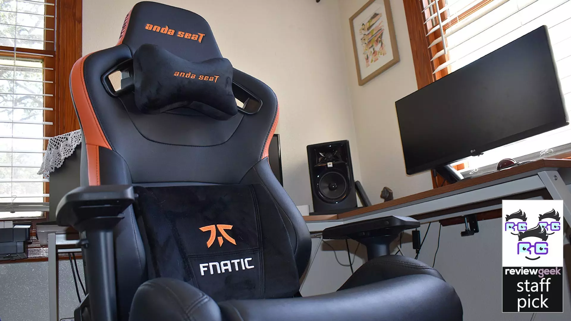Anda Seat Fnatic Edition anmeldelse: En meget stor, meget komfortabel spillestol