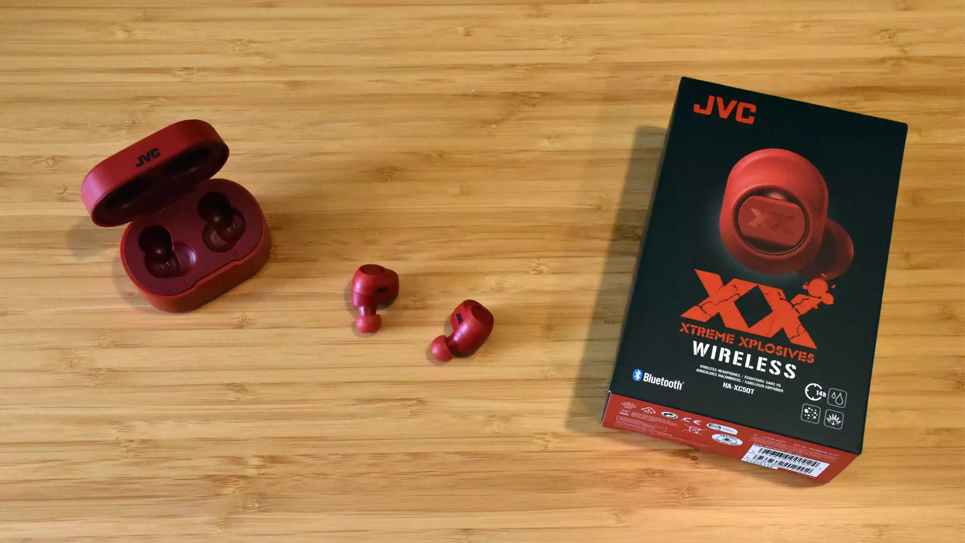 JVC HA-XC50T နားကြပ်များ ပြန်လည်သုံးသပ်ခြင်း- အသံလှိုင်းမှလွဲ၍ ဘာမှမရှိ။