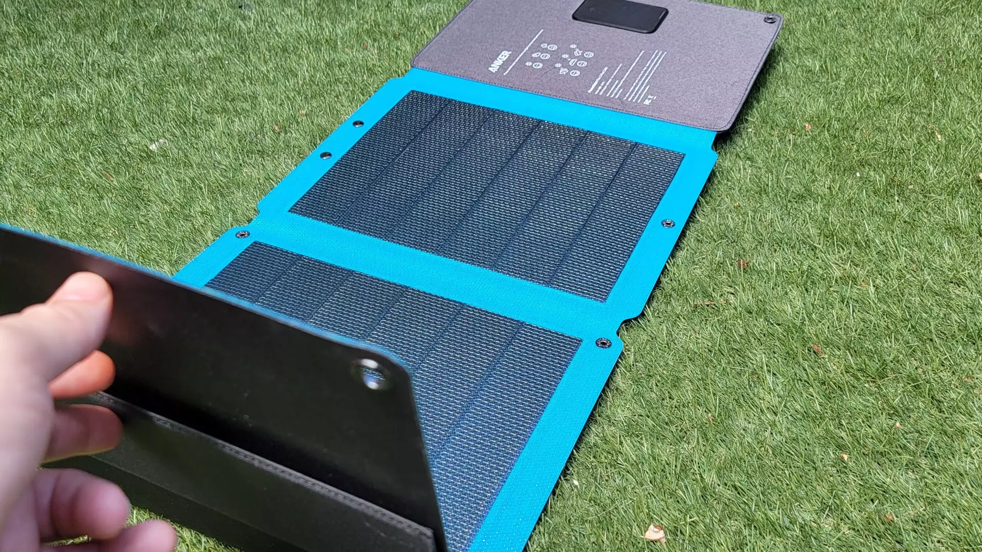 Anker 515 Solar paniel charger resinsje