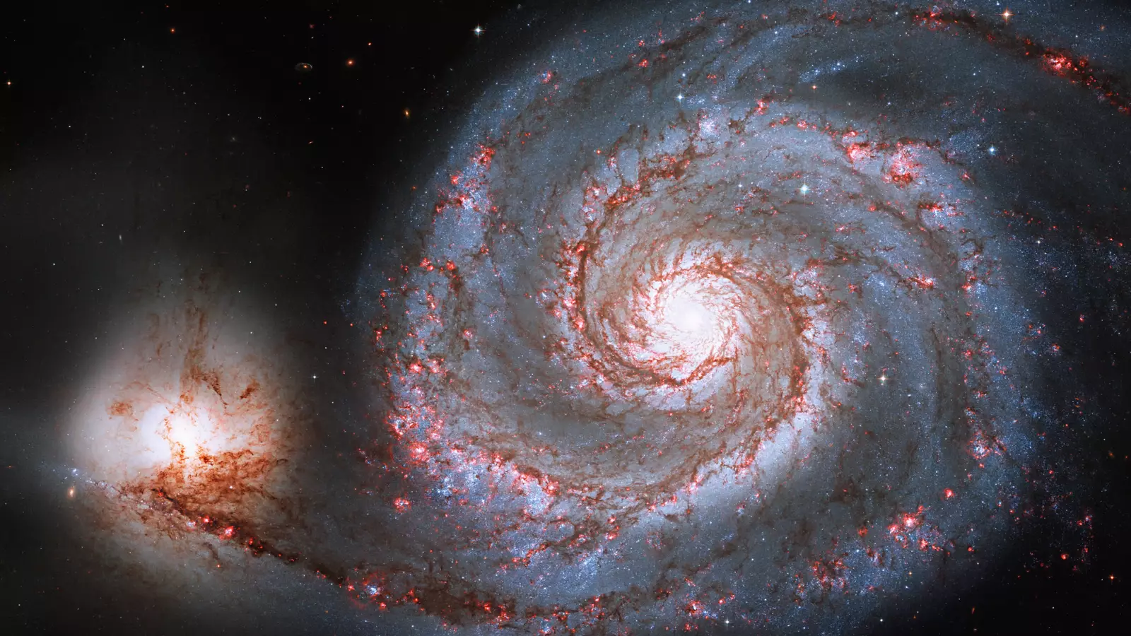சுழல் விண்மீன் M51 அல்லது NGC 5194, வேர்ல்பூல் கேலக்ஸி