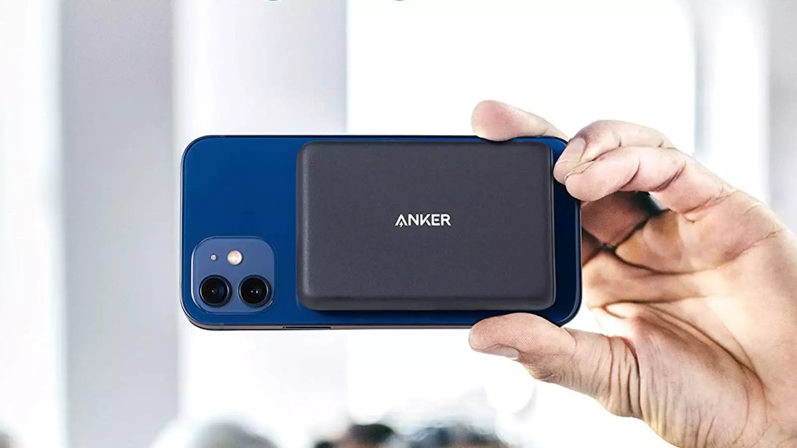 El último paquete de baterías de Anker se adhiere a su iPhone 12 con MagSafe