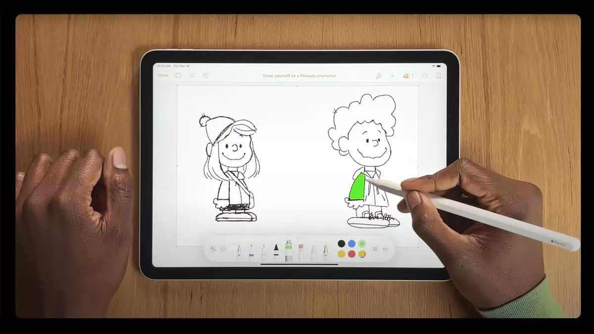 Snoopy művész, aki bemutatja, hogyan rajzolhatja meg magát Peanuts karakterként az Apple új Today at Apple YouTube sorozatában
