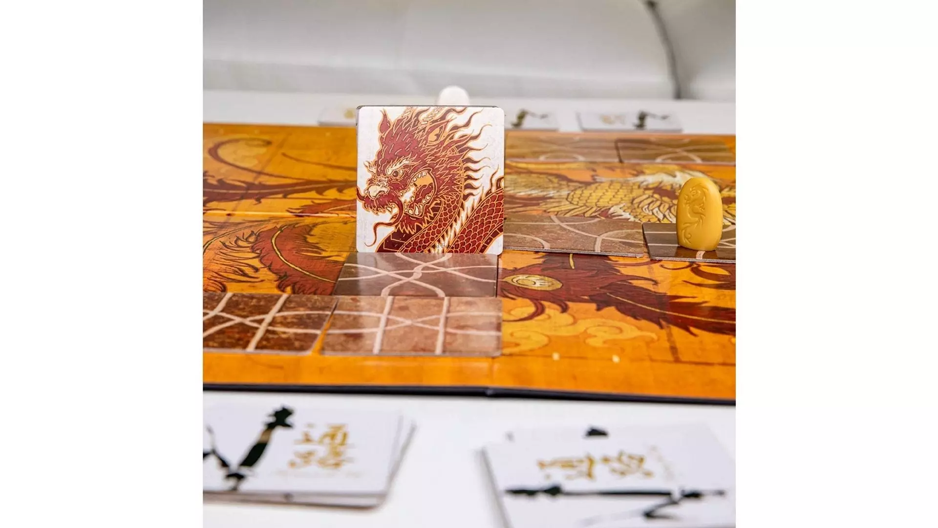 Tsuro – The Game of The Path perestrateegia lauamäng