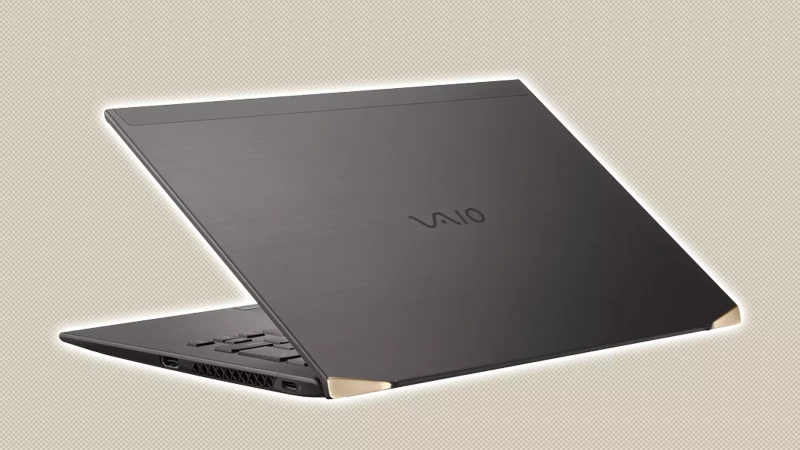 VAIO מציינת את החזרה שלה עם מחשב נייד של 3,579 $ מלא סיבי פחמן