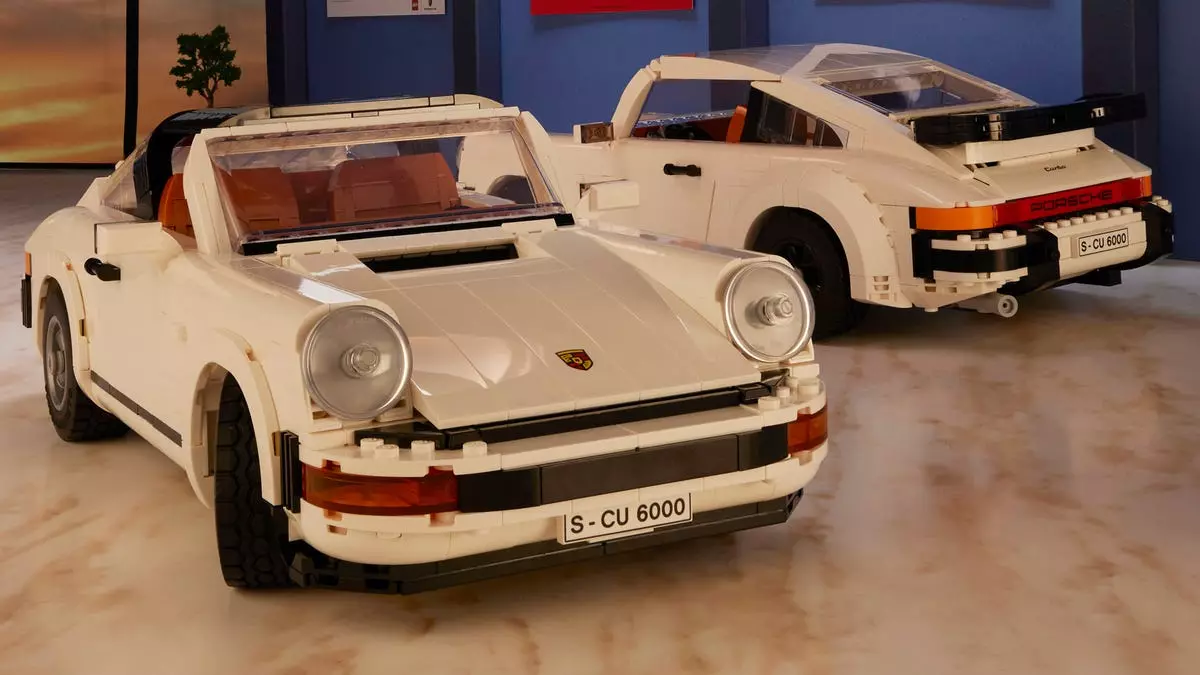 LEGO 911 Porsche turbo និង targa