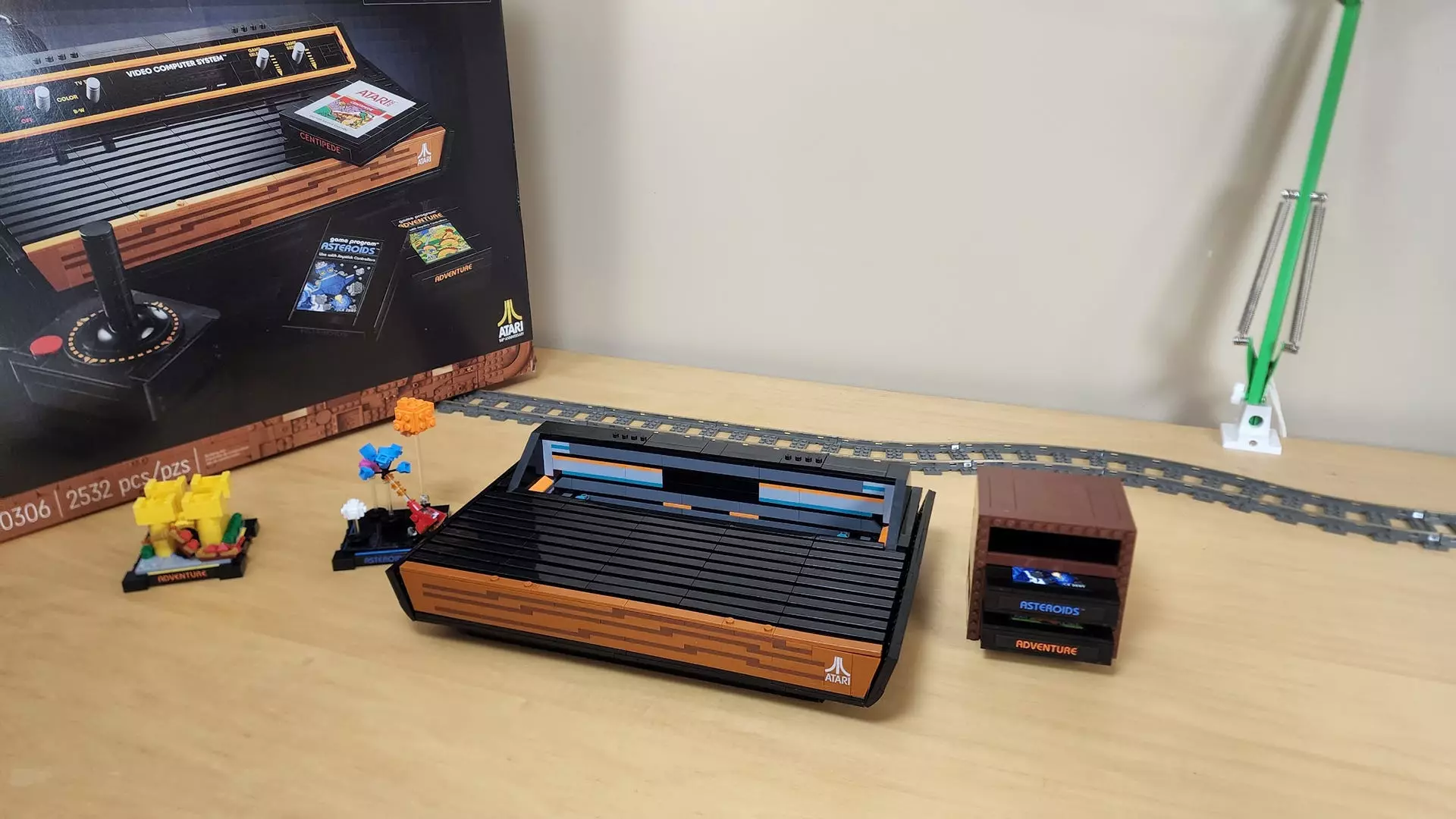 W pełni zbudowany Atari z LEGO