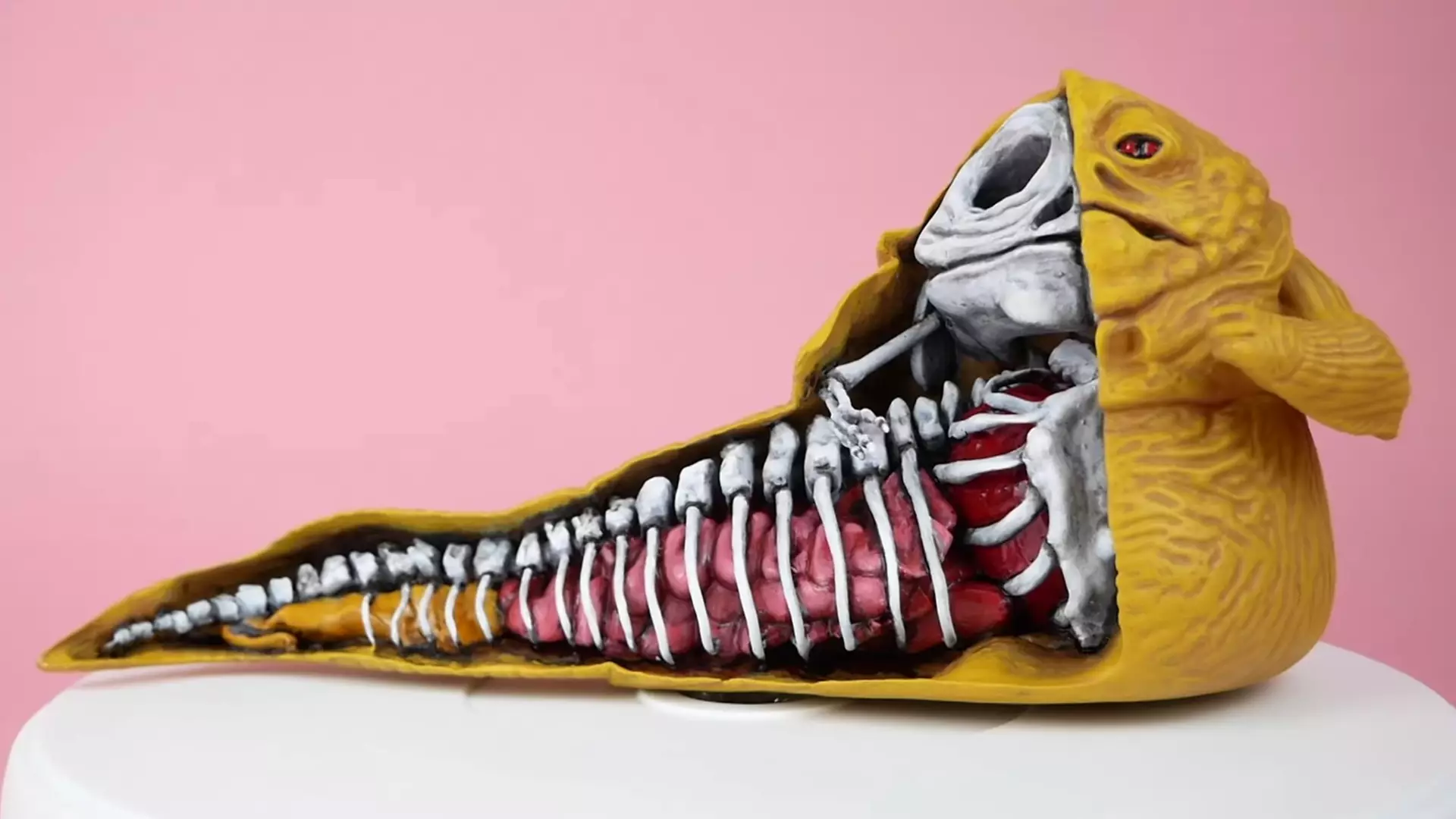 Bu Jabba Hutt 3D görnüşinde çap edilen anatomiki heýkeltaraşlyk gorkunçdyr