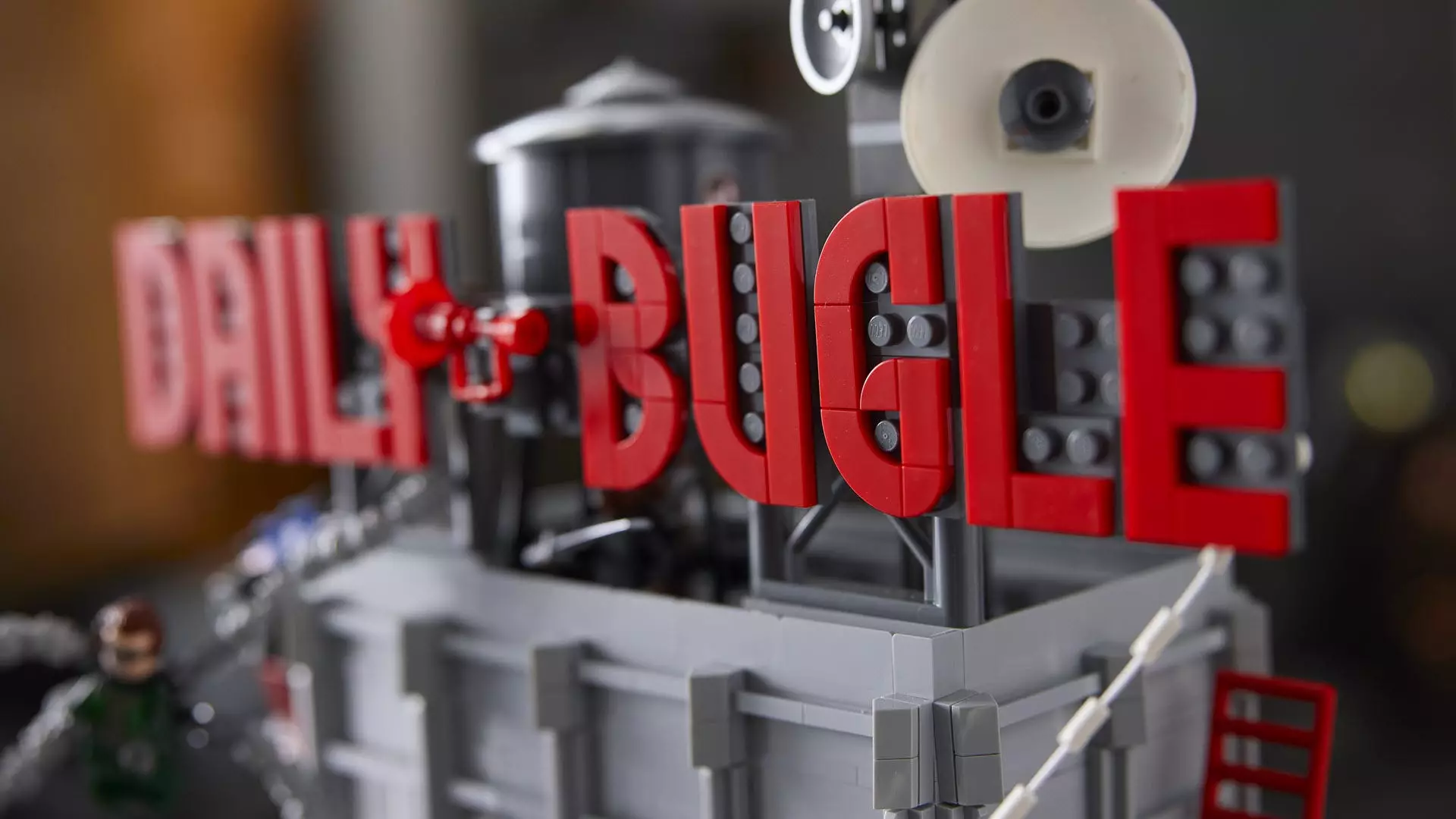 New Daily Bugle არის ყველაზე მაღალი LEGO მარველის ნაკრები